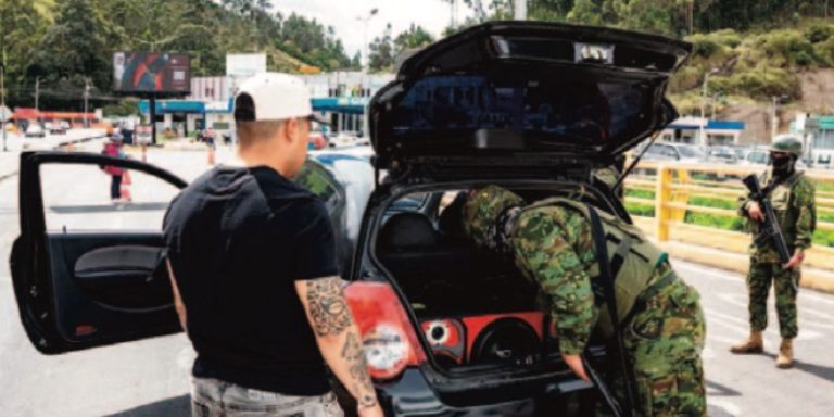 Reabren el paso fronterizo entre Ecuador y Colombia tras 19 días de ...